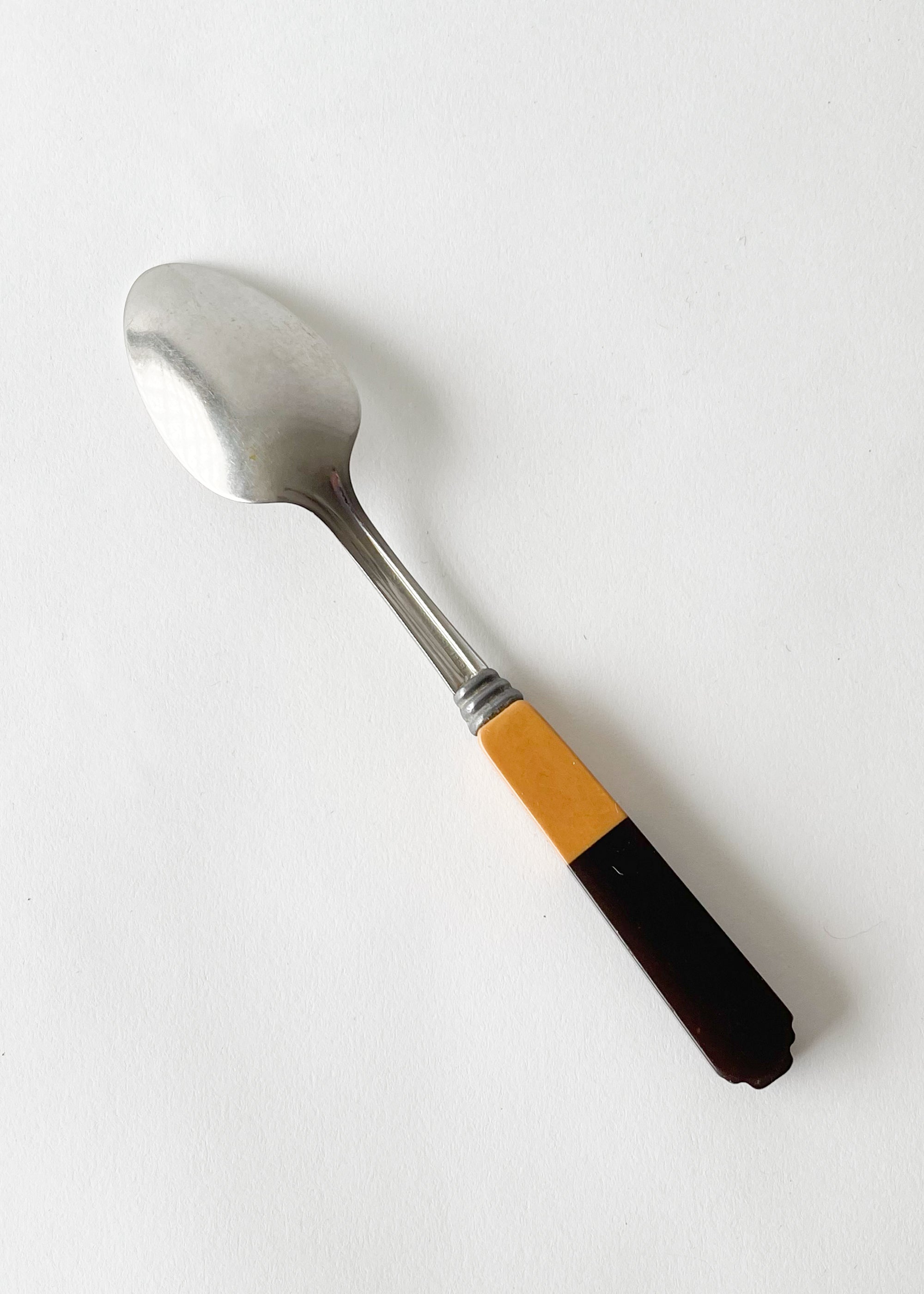 Vintage 1930s Bakelite Bicolor Tea Spoons - Raleigh Vintage